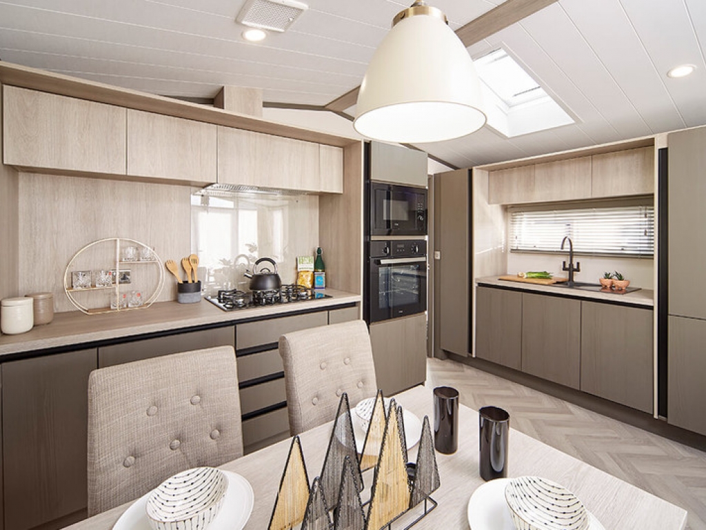 lake - Foxhunter Park