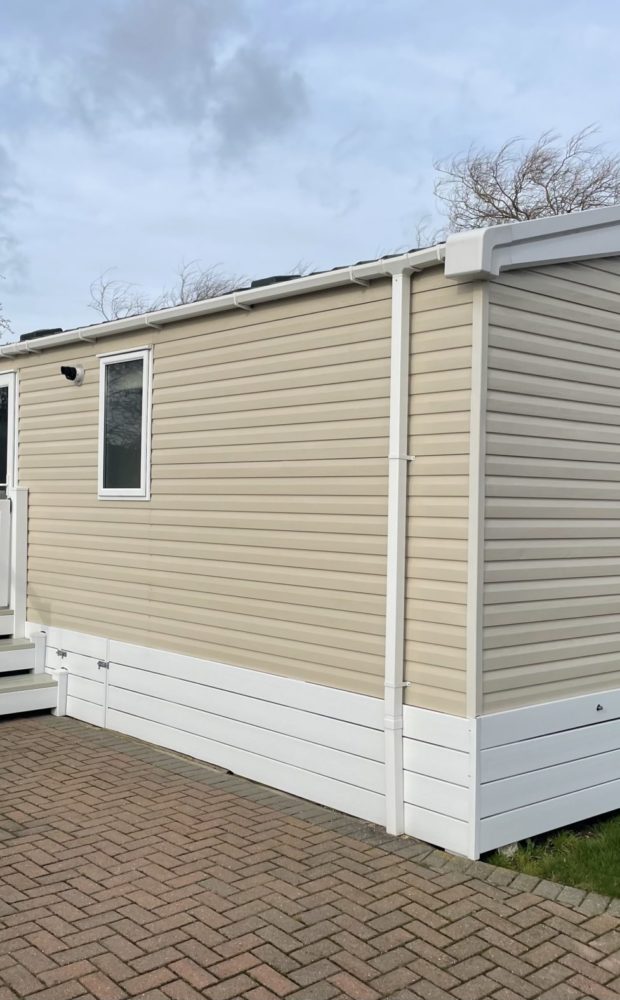 LM1901 - Foxhunter Park