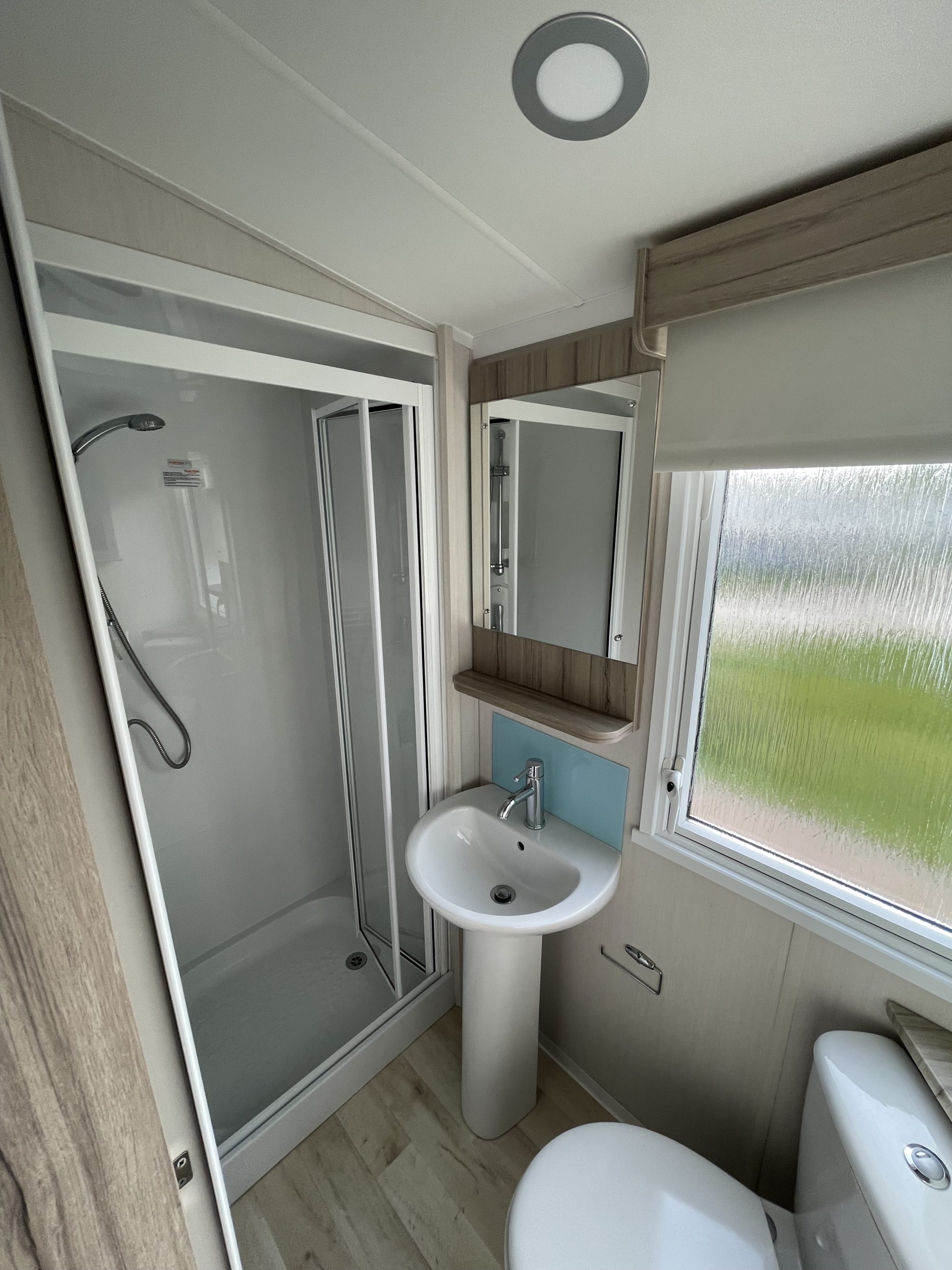 LM1905 - Foxhunter Park